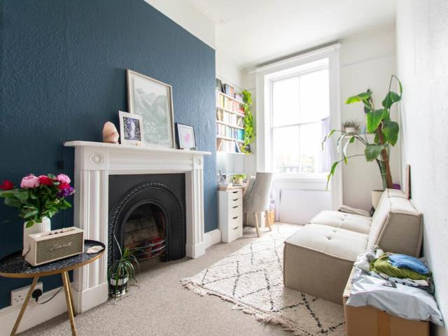 apartment for rent in Bath Road, GL53 7JX