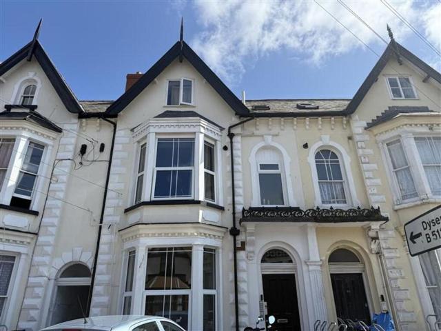 apartment for rent in Bath Street, LL18 3LU