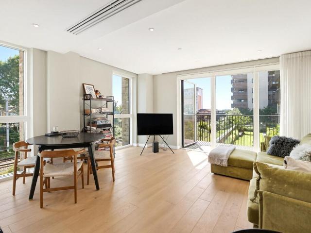 apartment for rent in Bathgate Place, W13 8BP