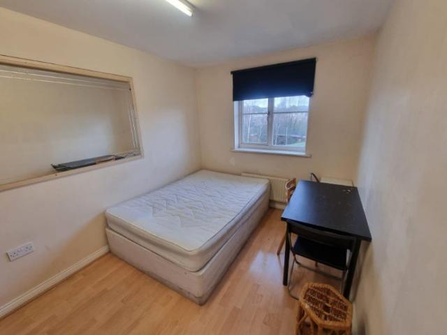 apartment for rent in Battery Road, Thamesmead