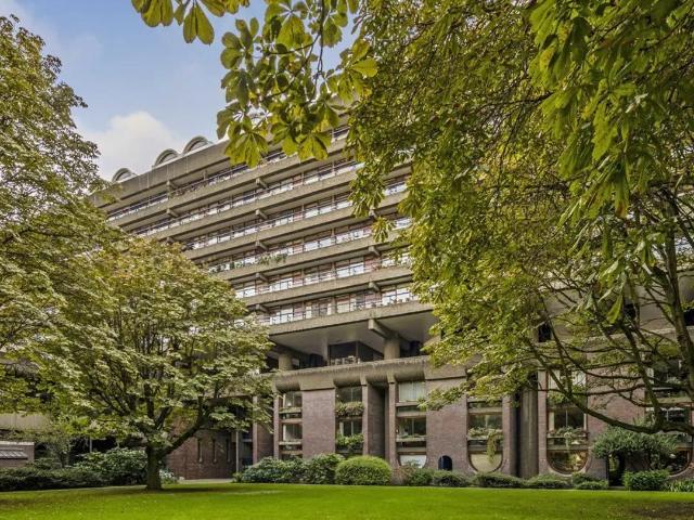 apartment for rent in Barbican, London, EC2Y 8BT