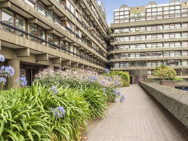apartment for rent in Barbican, London, EC2Y 8PQ