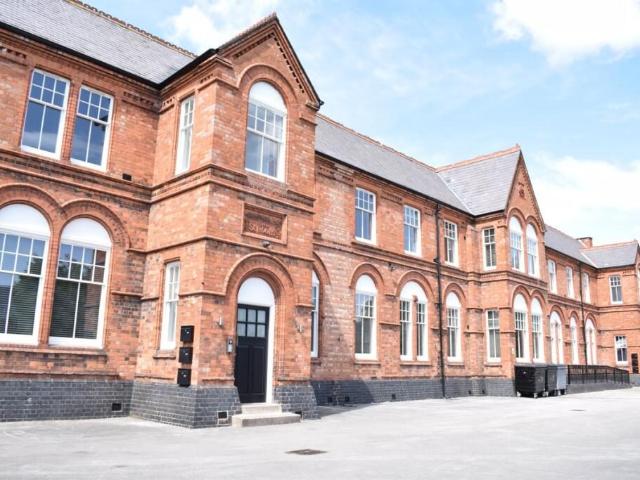 apartment for rent in Barony Court, CW5 5RD