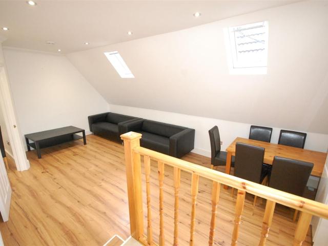 apartment for rent in Bethune Road, N16 5BA