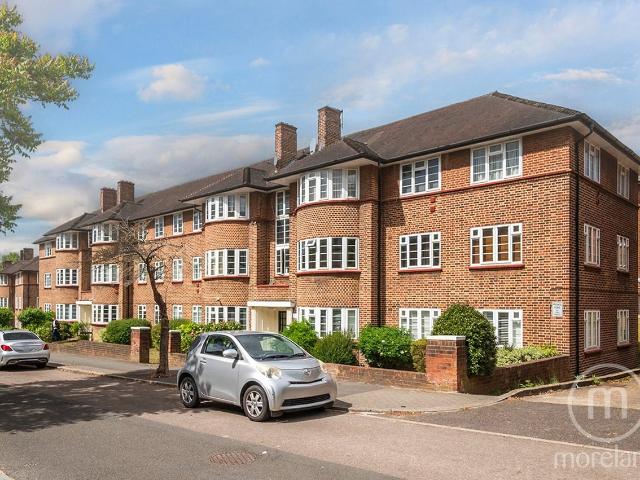 apartment for rent in Beaufort Park, NW11 6BT