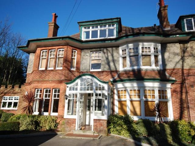 apartment for rent in Beechey Road, BH8 8LL