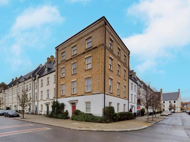 apartment for rent in Black Cat Street, NN5 4EF