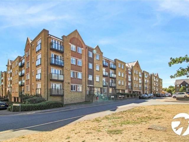 apartment for rent in Black Eagle Drive, DA11 9AJ