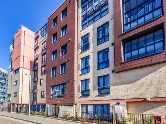 apartment for rent in Bramley Crescent, IG2 6NU