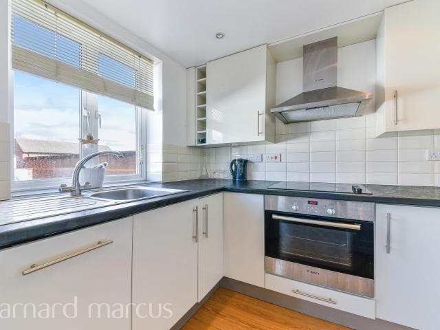 apartment for rent in Brighton Road, Surbiton, Surbiton