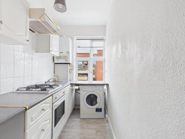 apartment for rent in Brixton Hill, London