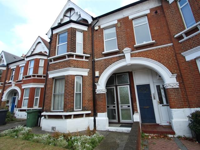 apartment for rent in Brockley Rise, London, SE23 1PR