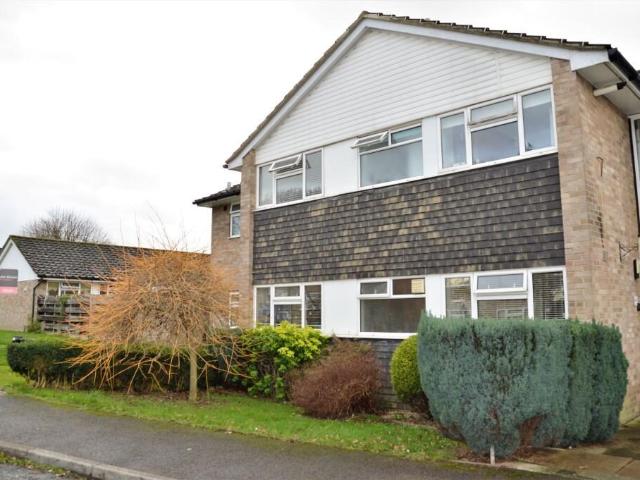 apartment for rent in Brookers Close, KT21 2JT