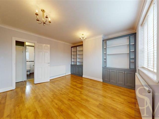 apartment for rent in Brooklyn Court, High Road, Loughton, IG10