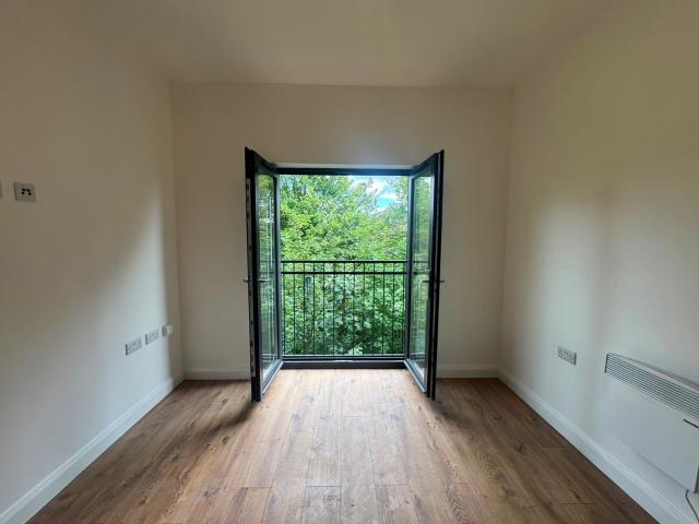 apartment for rent in 77 81 Bank Parade, Burnley, Lancashire, BB11 1UG