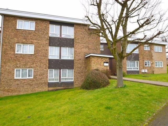 apartment for rent in By The Wood, WD19 5AJ