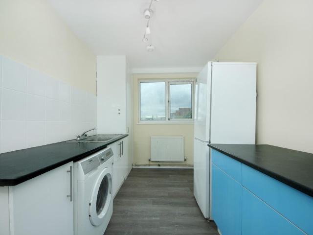apartment for rent in Byron Way, UB5