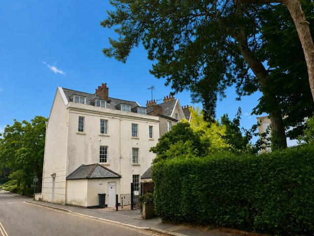 Apartment for rent in Bystock Terrace, Exeter