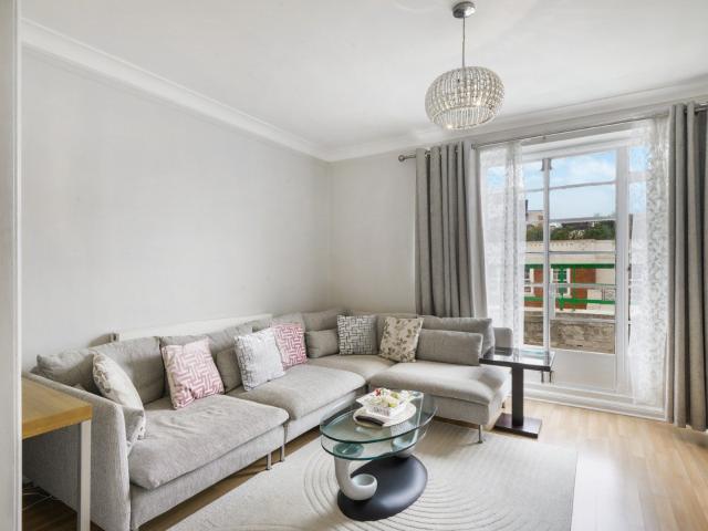 apartment for rent in Gloucester Place, NW1 5AF