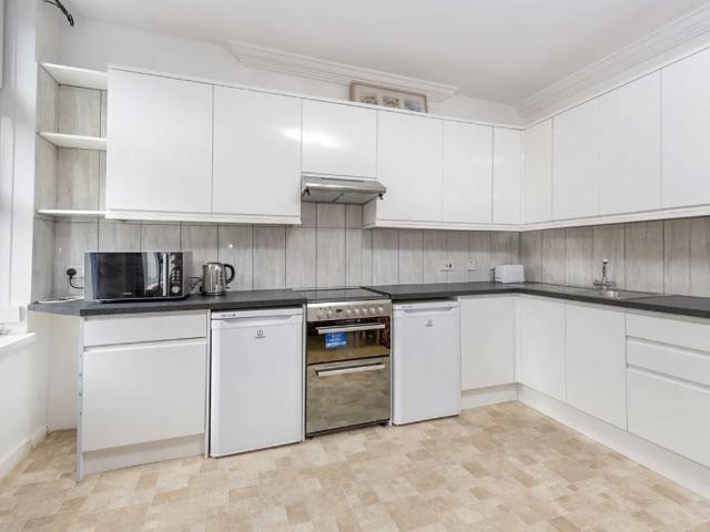 apartment for rent in Gray's Inn Road, London, WC1X 8EB