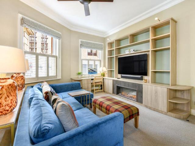 apartment for rent in Grosvenor Crescent Mews, SW1X 7EU
