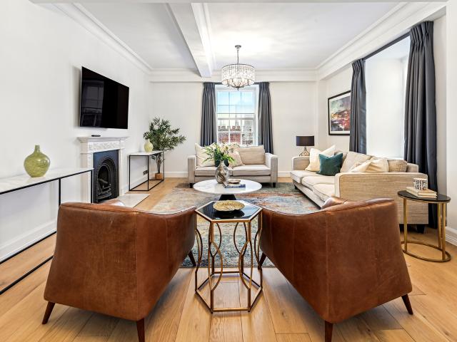 apartment for rent in Grosvenor Square, Mayfair W1K
