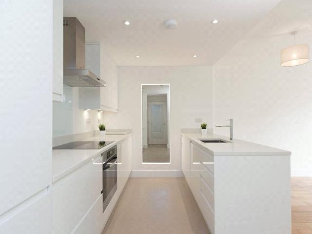 apartment for rent in, Grove End Gardens, Grove End Road, St Johns Wood, London
