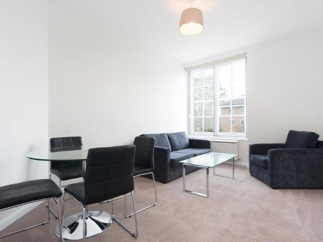 apartment for rent in Grove End Road, NW8 9HR