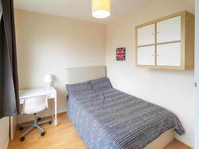 Room to rent on Grove Road, London