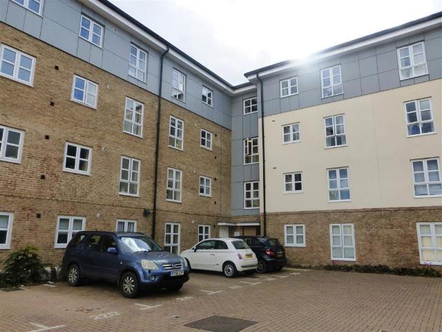 apartment for rent in Gwendoline Buck Drive, Aylesbury, Aylesbury