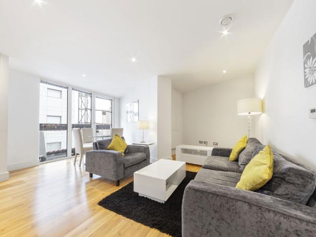 apartment for rent in Dowells Street, Greenwich