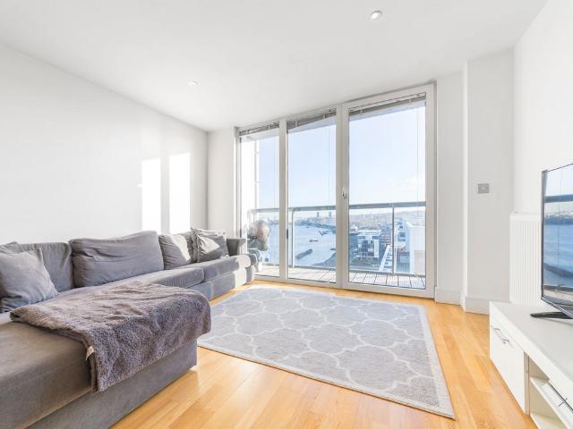 apartment for rent in Dowells Street, Greenwich