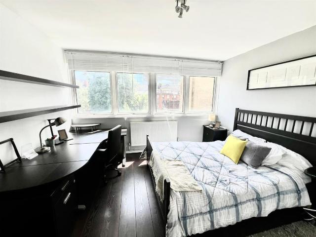 apartment for rent in, Doric Way, London