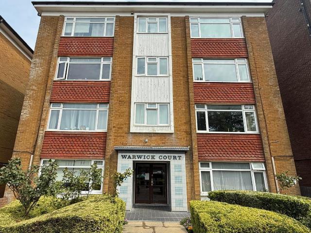 apartment for rent in Davigdor Road, Hove, BN3