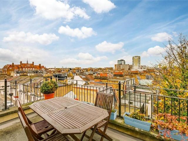 apartment for rent in Dawes Road, SW6 7RQ
