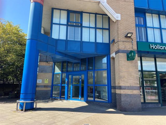 apartment for rent in Darkes Lane, Potters Bar