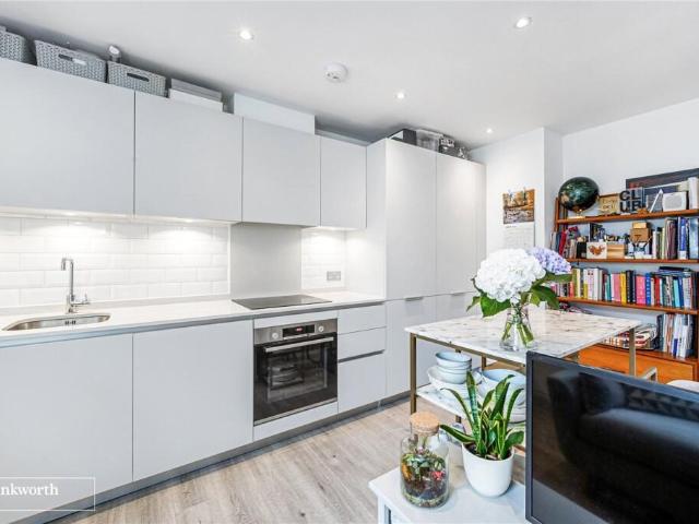 apartment for rent in Devonhurst Place, W4 4JD