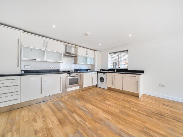 apartment for rent in Devonshire Road, DA6 8DL