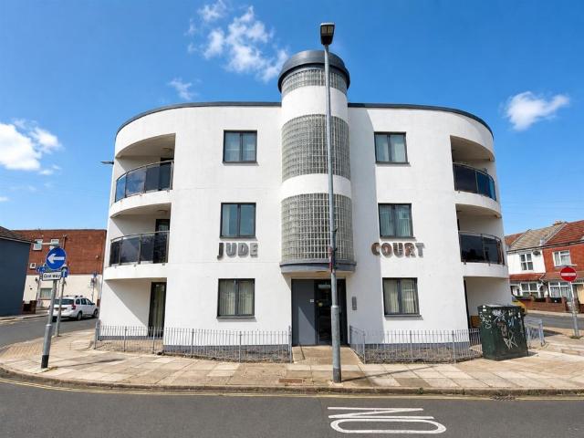 apartment for rent in Devonshire Square, PO4 0PE