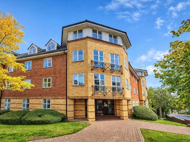 apartment for rent in Dexter Close, AL1 5WD