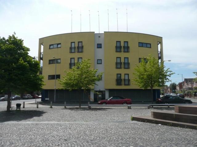 apartment for rent in Dearden Street, M15 5LZ
