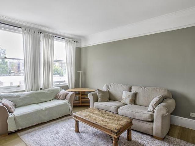 apartment for rent in Disraeli Gardens, SW15