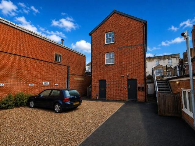 apartment for rent in Draymans Way, GU34 1GA