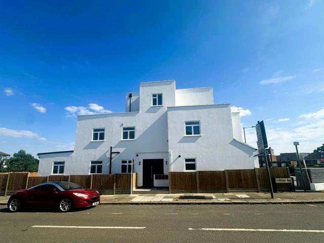 apartment for rent in Dudden Hill Lane, NW10 1AU