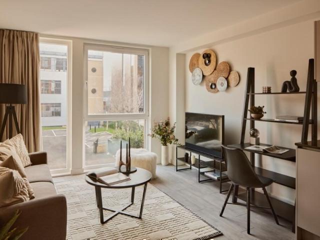 apartment for rent in Dumballs Road, CF10 5FN