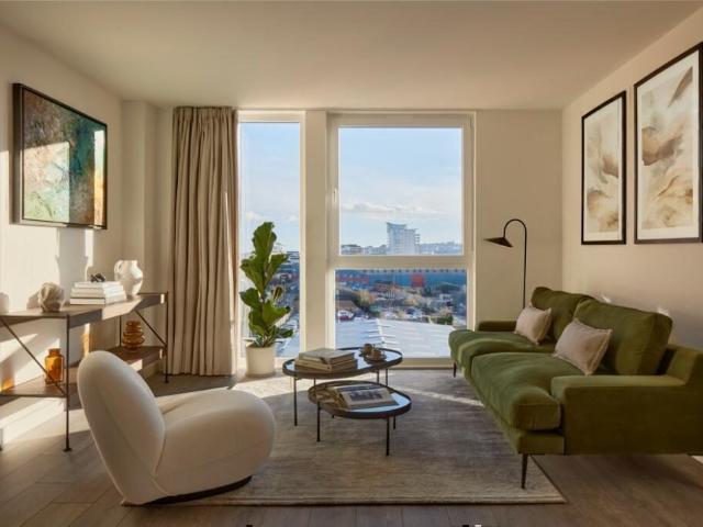 apartment for rent in Dumballs Road, CF10 5FN