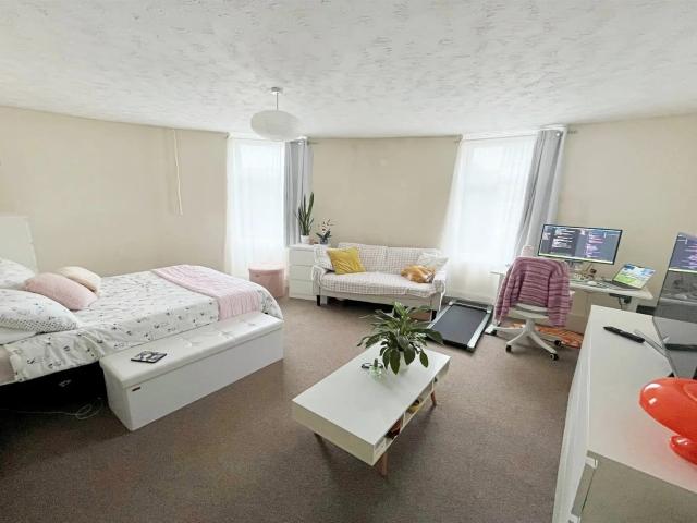 apartment for rent in Durham House Bournemouth BH1 1NF