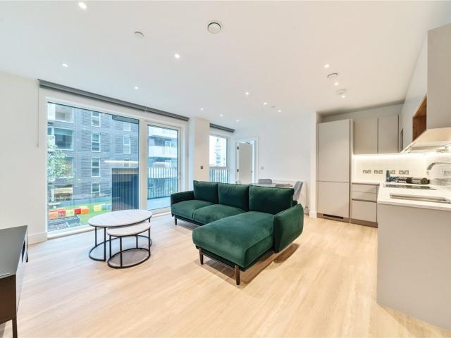 apartment for rent in Emerald House, 23 Henley Cross, London, SE3 9LU