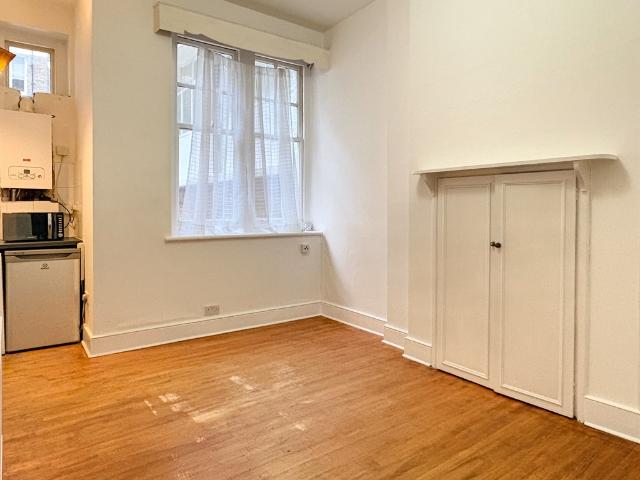 1 bedroom flat to rent on Earsby Street, London