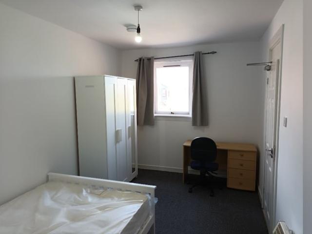 apartment for rent in Easter Road, Leith,Edinburgh,EH6 8JW